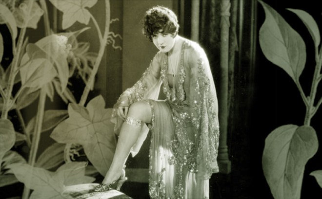 Getting Gertie’s Garter (1927) A Silent Film Review – Movies Silently