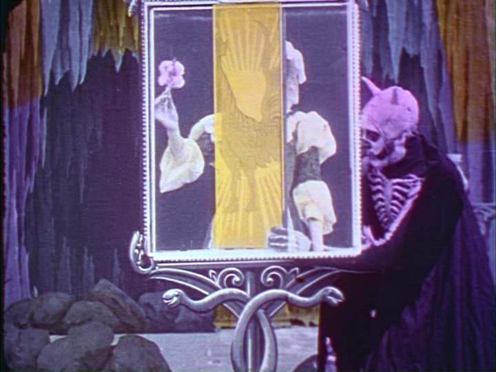 The Red Spectre (1907) A Silent Film Review – Movies Silently