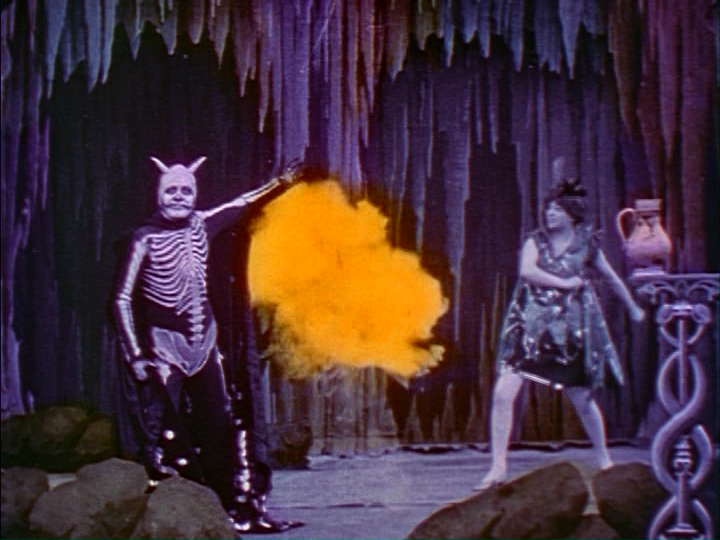 The Red Spectre (1907) A Silent Film Review – Movies Silently