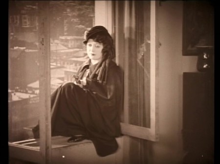 The Extra Girl (1923) A Silent Film Review – Movies Silently