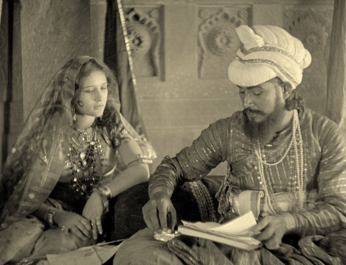 Shiraz (1928) A Silent Film Review – Movies Silently